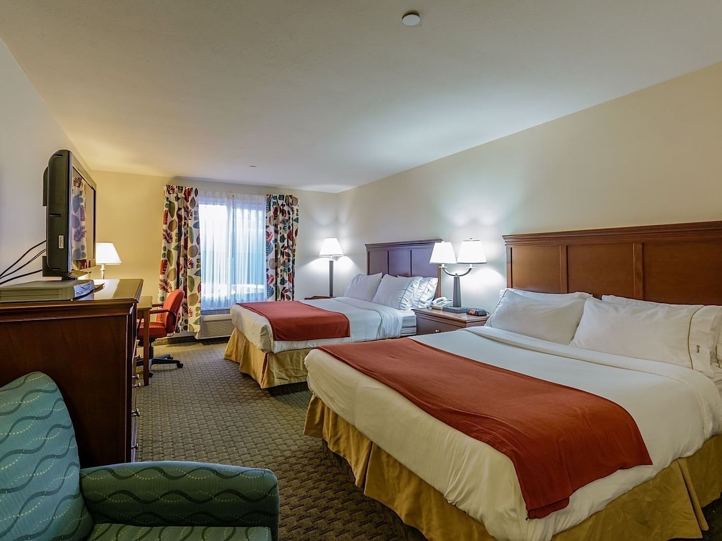 Triple Play Resort Hotel & Suites - Visit Coeur d'Alene